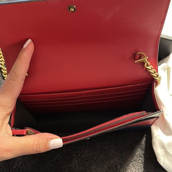 Gucci | Bags | Gucci Signature Bee Leather Wallet On Chain | Poshmark